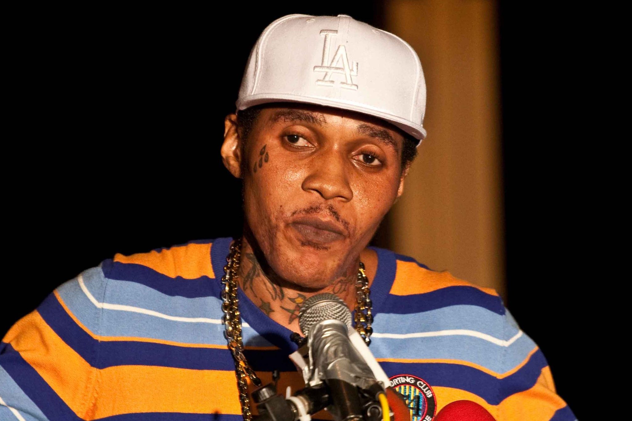 UK Judges Free Jamaican Dancehall Artist Vybz Kartel - MyYADTv.com